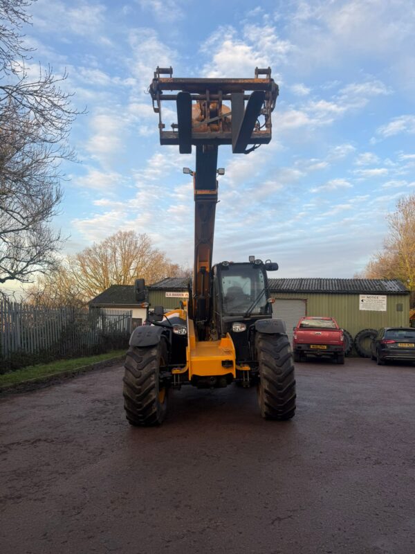 2015 JCB 560-80 FARM SPECIAL TELEHANDLER